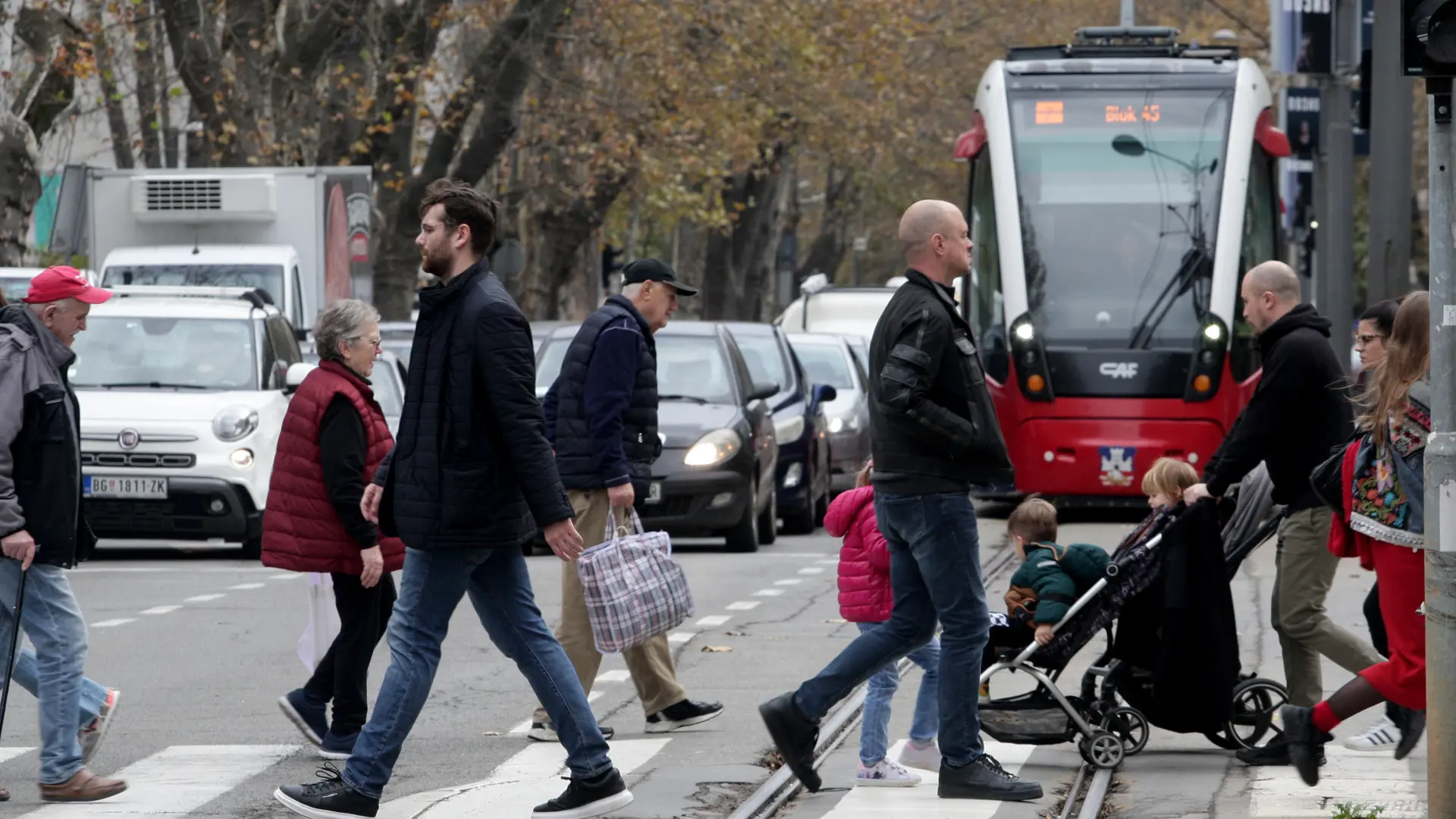 Pitali smo Beograđane na čemu su zahvalni: Odgovor bake i deke nas je ...