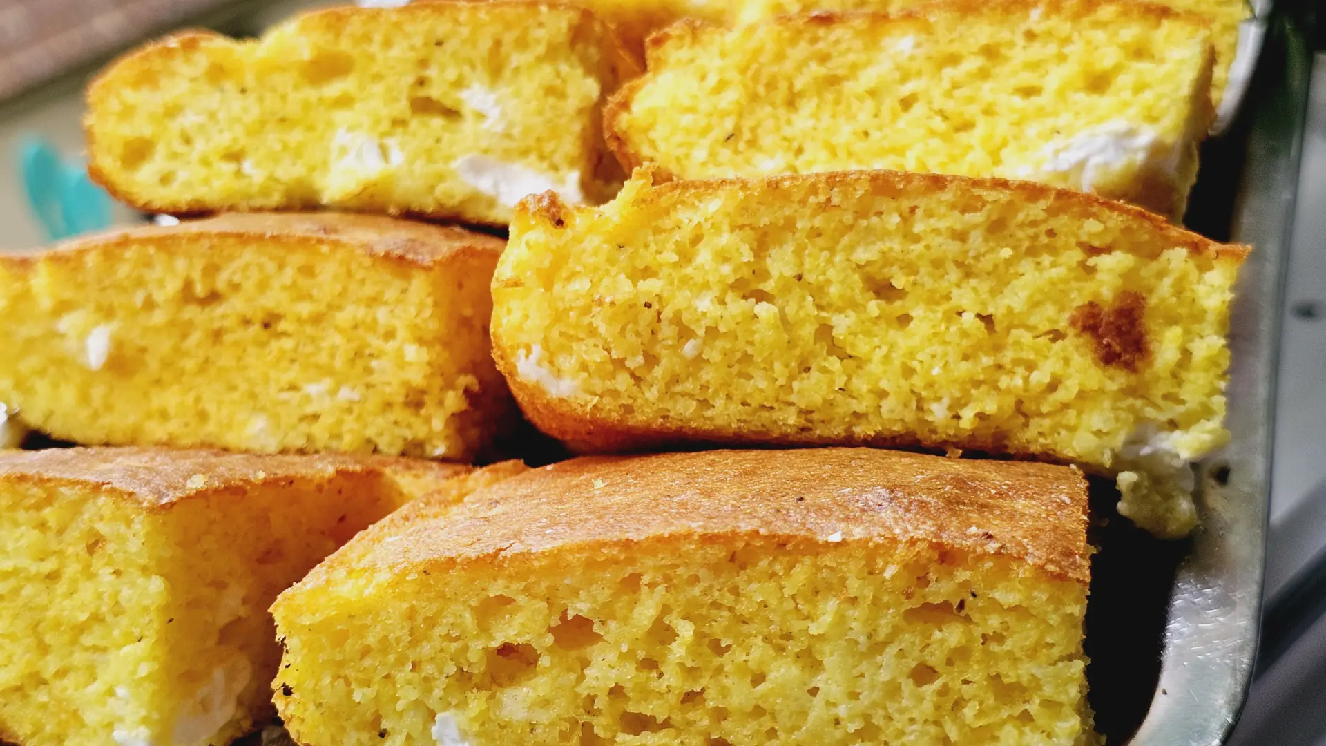 Projara sa sirom po bakinom receptu: Samu ćete je jesti koliko je ukusna