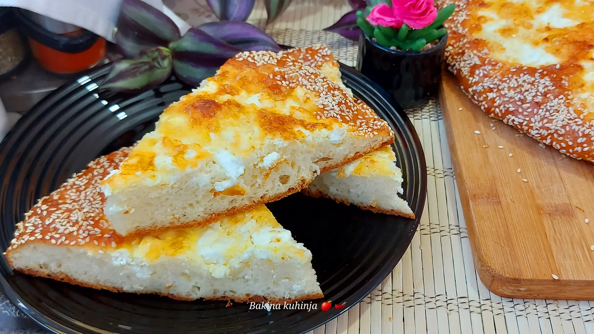 Bez mešnje i kora: Brza pita sa sirom iz bakine kuhinje